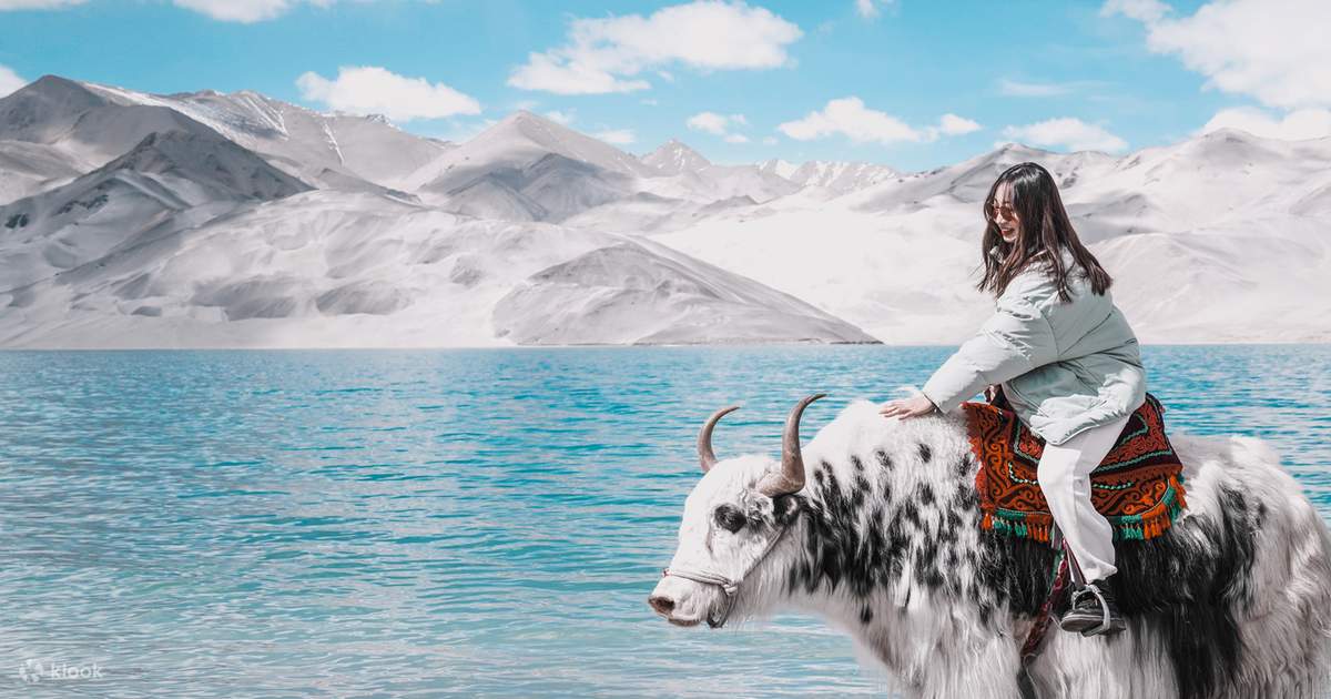 Tour 5 ngày tham quan dãy Pamirs ở Nam Tân Cương (Đi bộ quanh thành phố Kashgar + Hồ Karakul ...